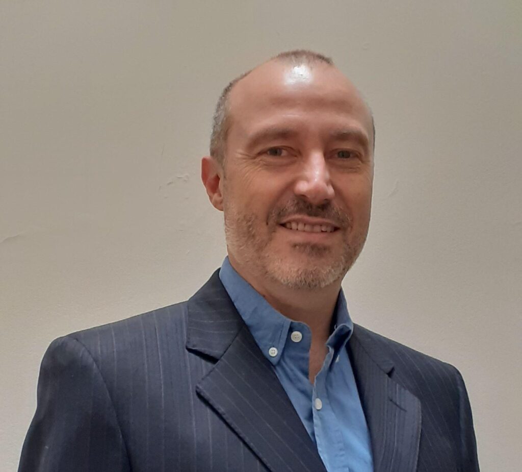 Esteban Tapias – TeleSemana.com