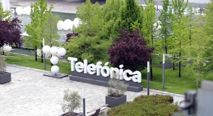2025, el año en que Telefónica aceleró su retirada de América Latina ...